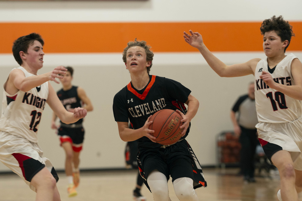 Junior high boys help B squad earn rare win | Cleveland Public School